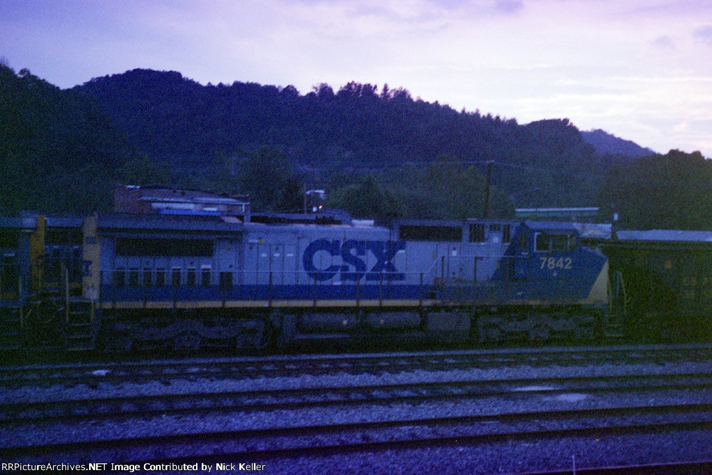 CSX 7842
